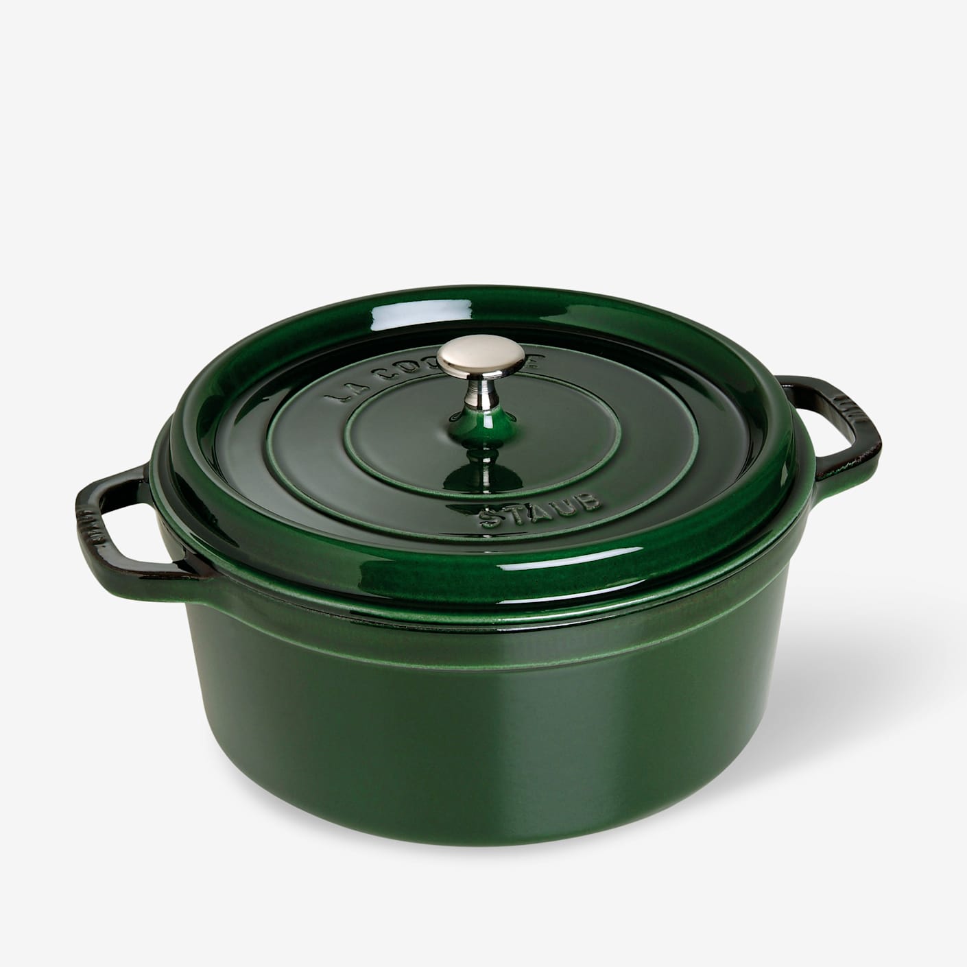 Staub Cast Iron 7-Quart Dutch Oven | Bespoke Post