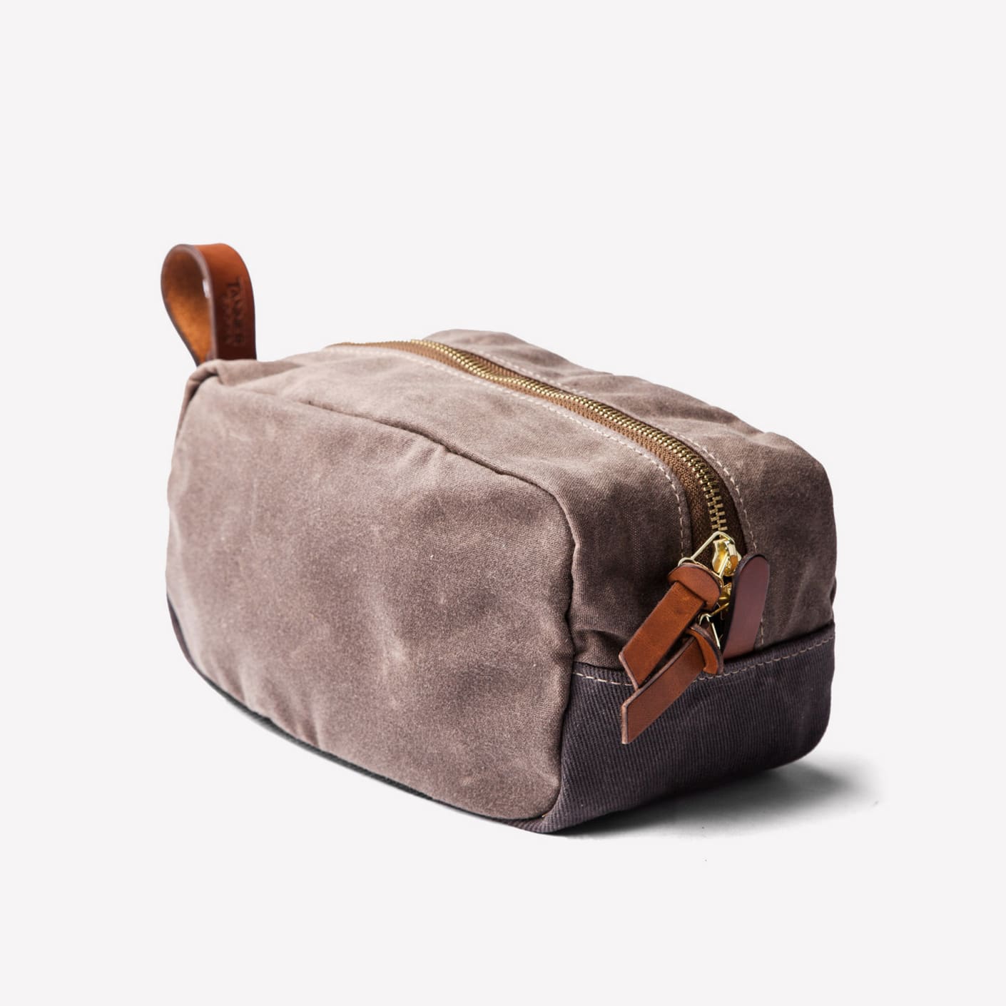 Tanner Goods Drifter Dopp Kit – Obsidian | Bespoke Post