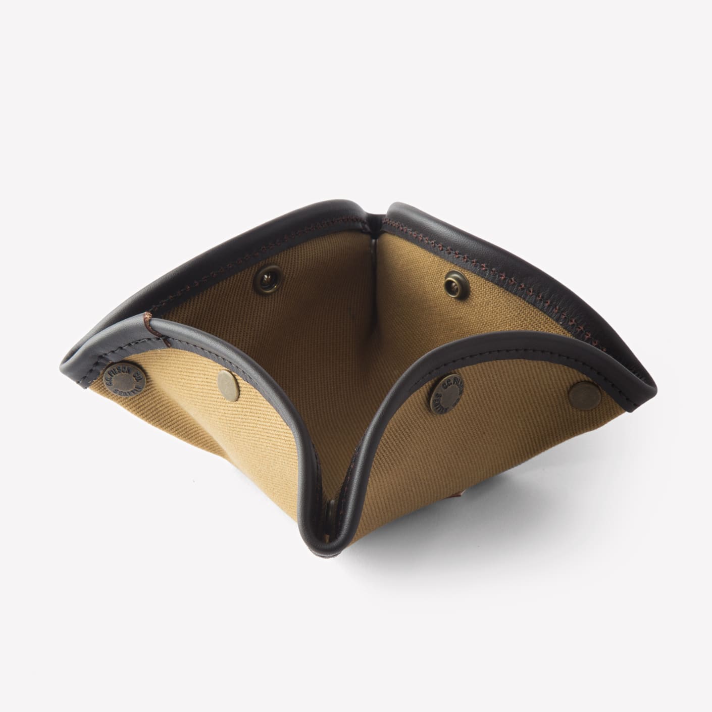 Filson Twill Travel Tray | Bespoke Post
