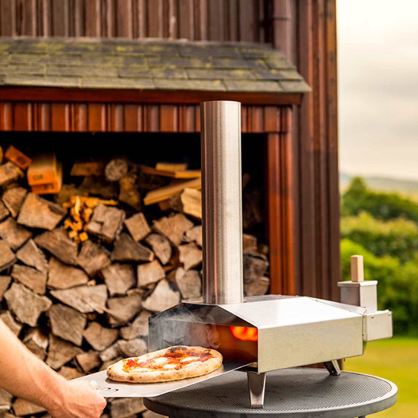 Ooni Uuni 3 Outdoor Pizza Oven | Bespoke Post