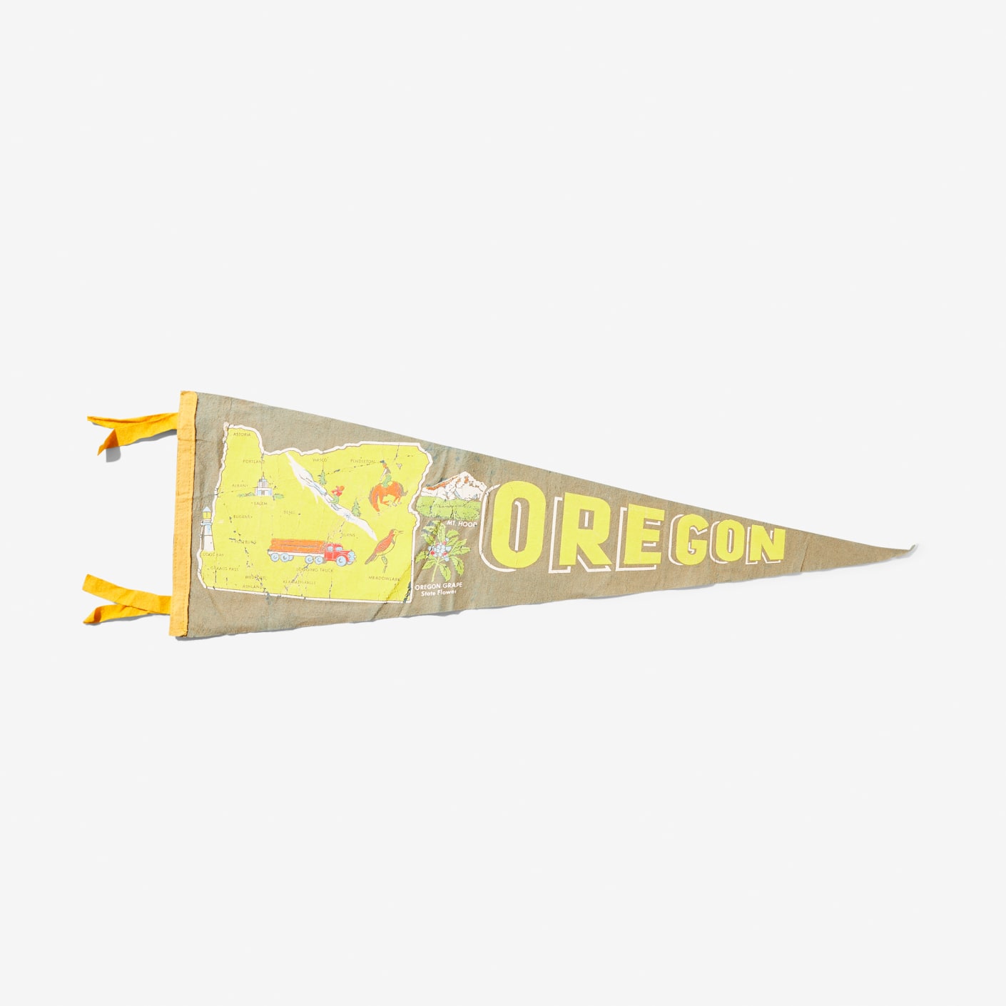 Oxford Pennant Oregon Vintage Pennant | Bespoke Post