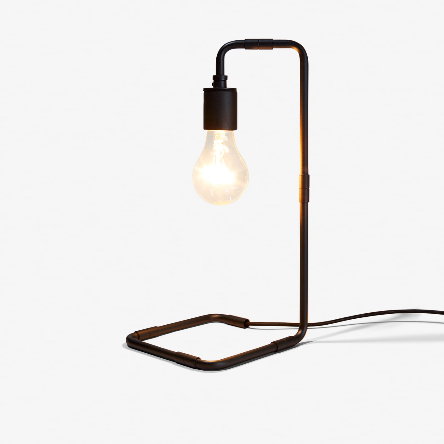 Menu Design Shop Tribeca Reade Table Lamp – Black | Bespoke Post